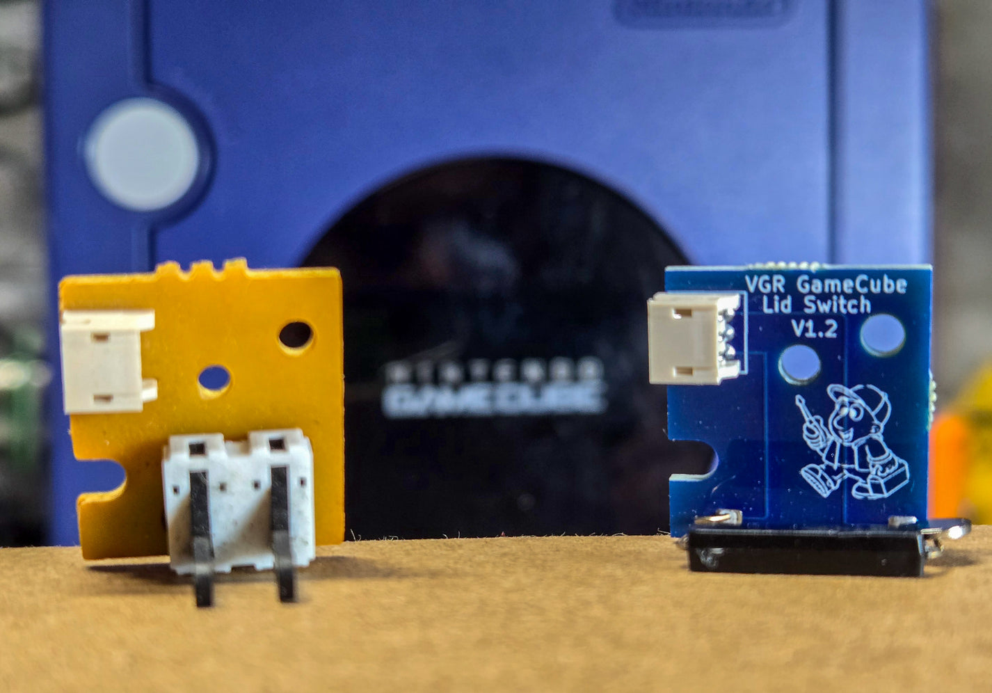 VGR GameCube Lid Switch